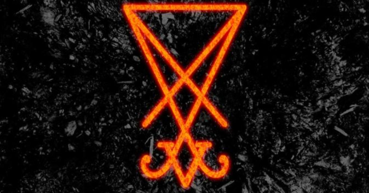 Satanizm Nedir ve Ne Değildir? - KizlarSoruyor