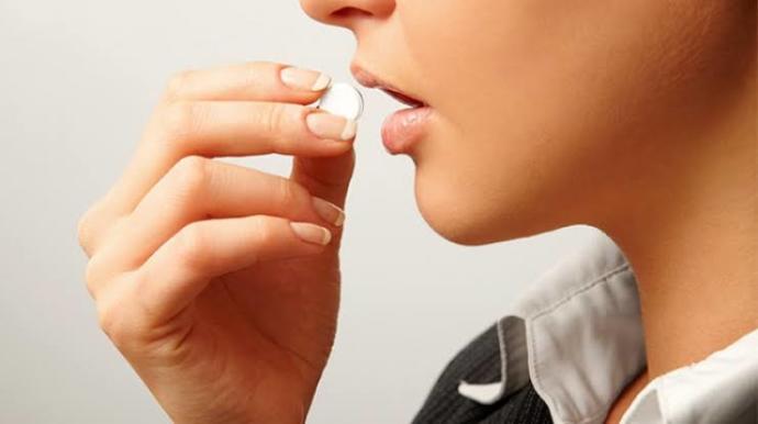 Akatizi Nedir ve Nasıl Tedavi Edilir? - KizlarSoruyor