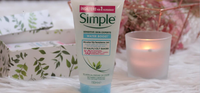 Simple Water Boost Nem Hapsedici Krem İncelemesi, Yorumları ...