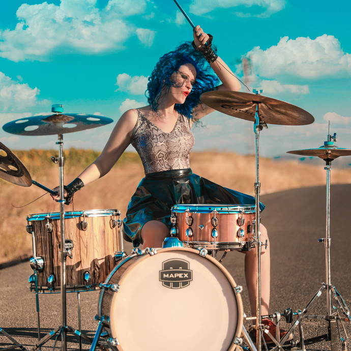 Genç Bir Müzisyen ve Davulcu olan Leyan Senay İlham Veren Hikayesini ve ...