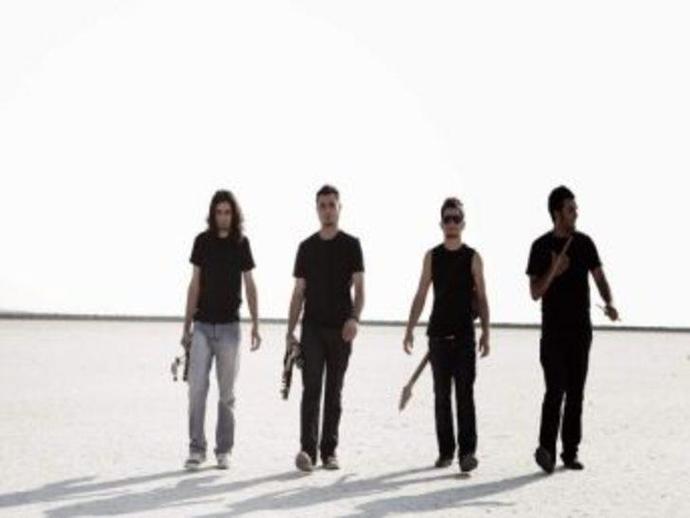 Türk Müzik Grubu 'Grup Nara' Solisti Halil Erten'in Hikayesini Dinlemek ...