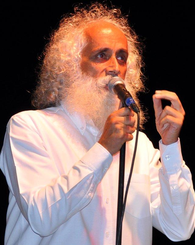 Suavi ve Sevilen Şarkıları - KizlarSoruyor