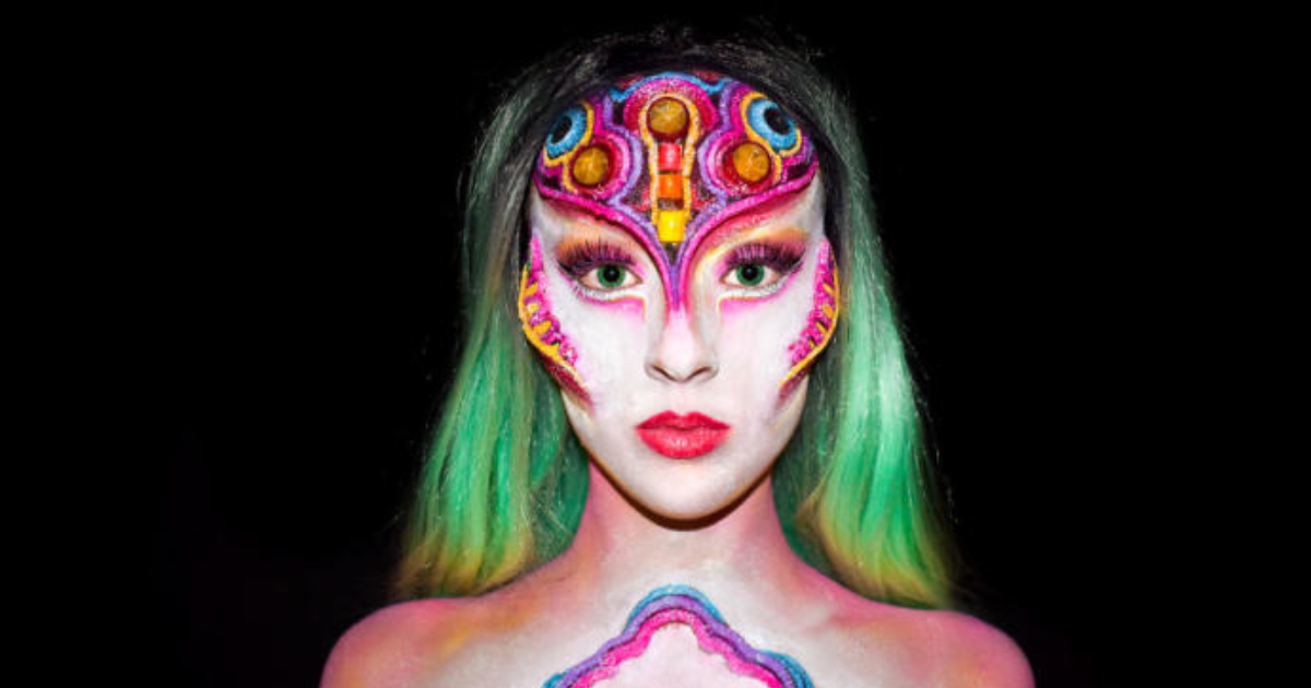 Özüne Dönmenin Makyajlı Hali: Lara Wirth - KizlarSoruyor