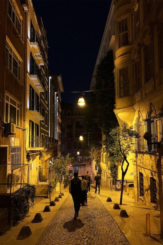 Şehrinizin hangi semtinde gece vakti gezmek sakıncalıdır樂 ? - KizlarSoruyor