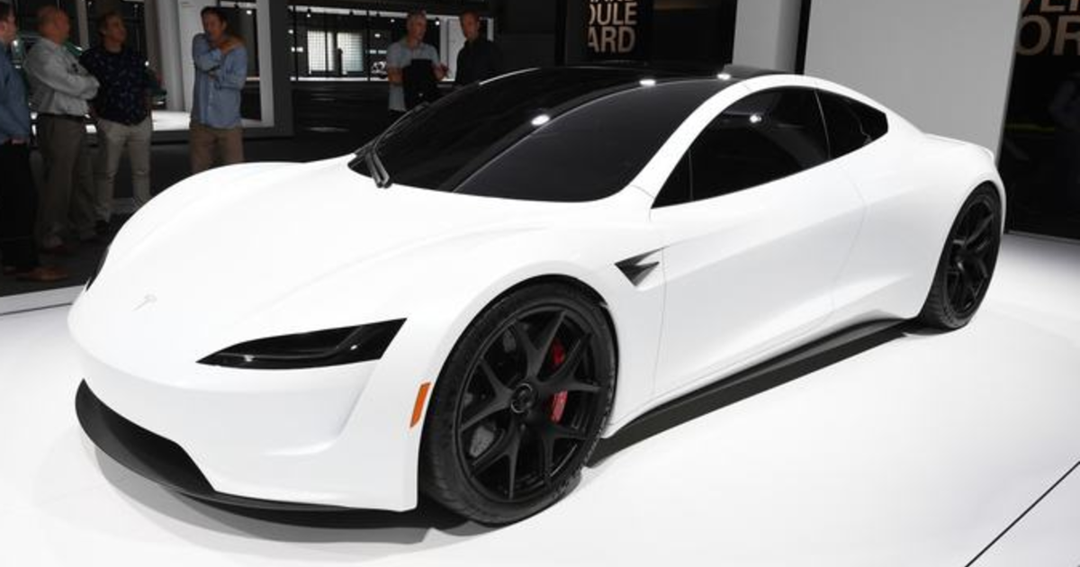 Tesla roadster mı Nissan GT - R35 mi? - KizlarSoruyor