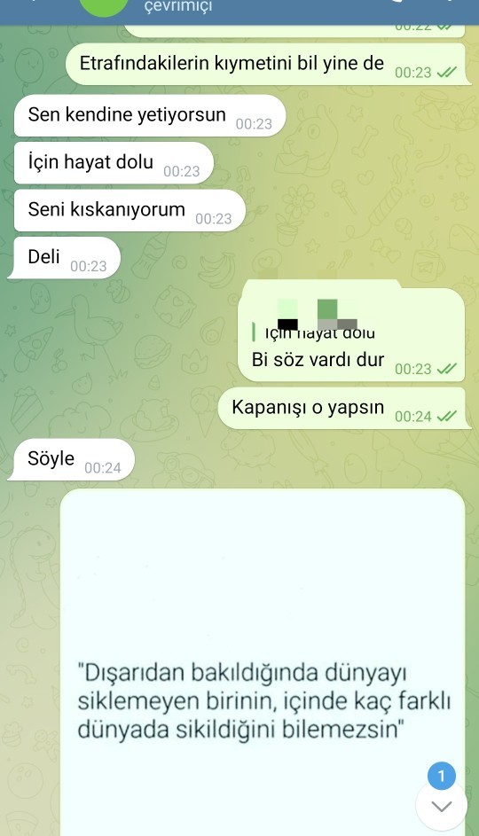 Tek başına mutlu olan insanların, hayatlarına girmek zor mudur ...