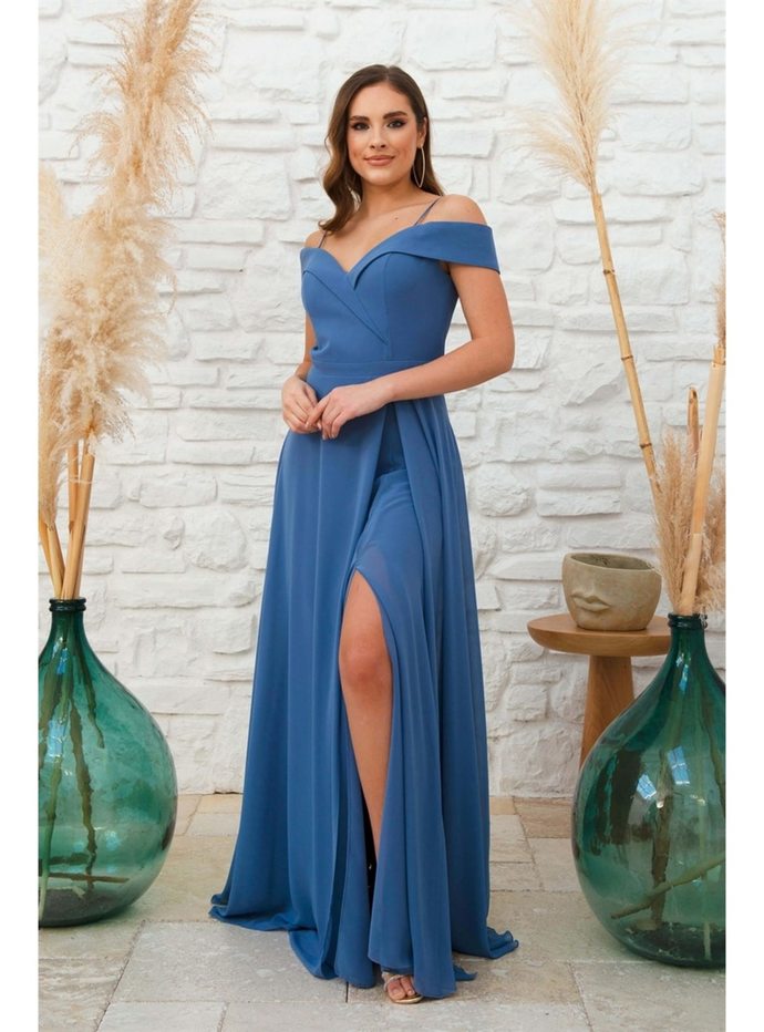 Sevgilimle düğüne gideceğim, bu elbiseyi giymeyi düşünüyorum. Vücuduma ...