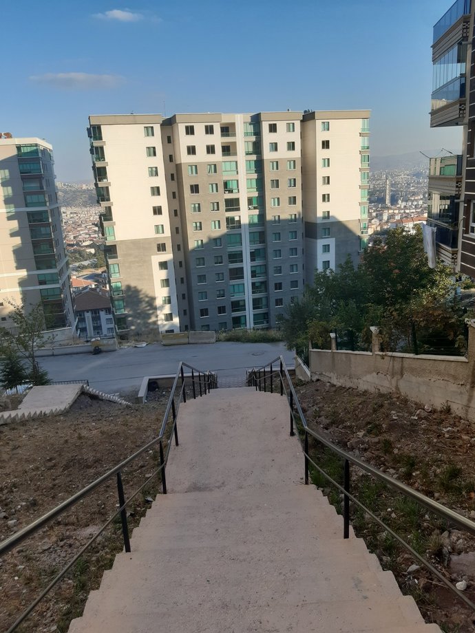 Araba navigasyonu sizi de olur olmadık yerlere götürmeye çalışıyor mu ...