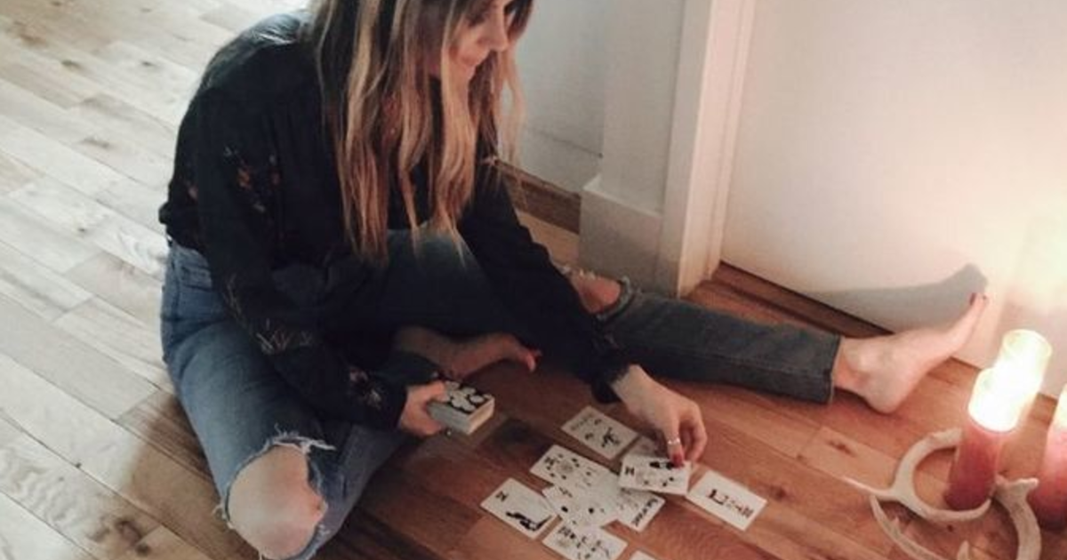 Astrolojiye inanmıyordum ama yeni sevgilim bir Astrolog. Kendimi bu ...