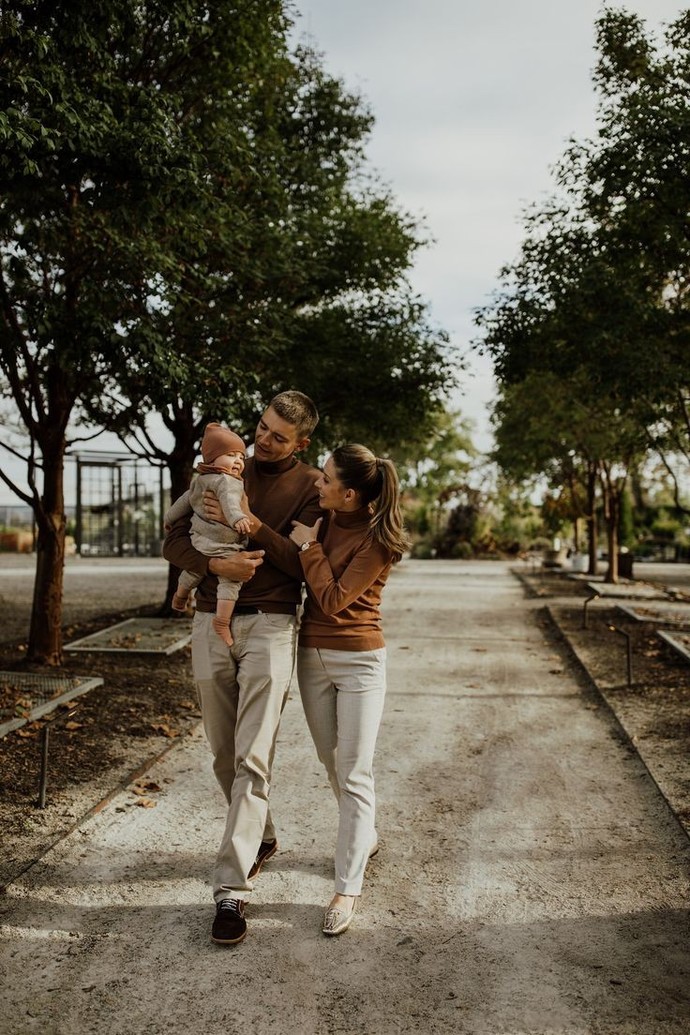 Güzel ve mutlu çiftler görünce içim sevinçle doluyor. Sizde durumlar ...
