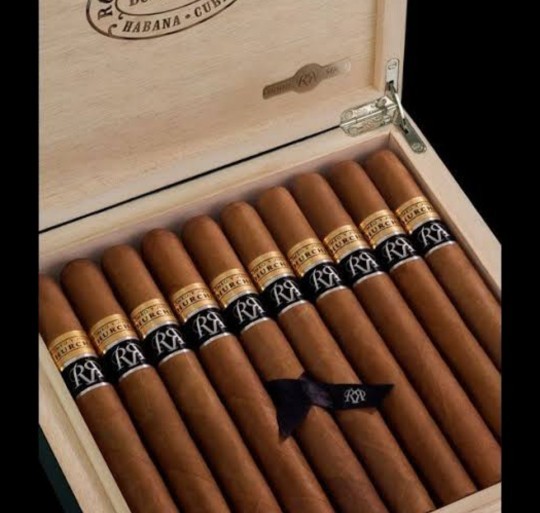 Sigara böreği var da puro böreği neden yok? - KizlarSoruyor