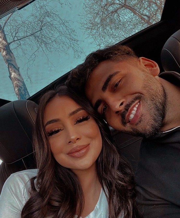 "Elimi sallasam ellisi" diyen sevgiline, vereceğin en güzel cevap ne ...