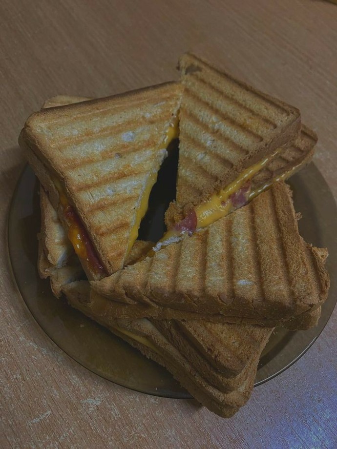 Tost, tost ekmeğine mi somun ekmeğine mi yapılmalı? - KizlarSoruyor