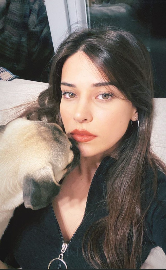 Sizce Devrim Özkan güzel mi? - KizlarSoruyor