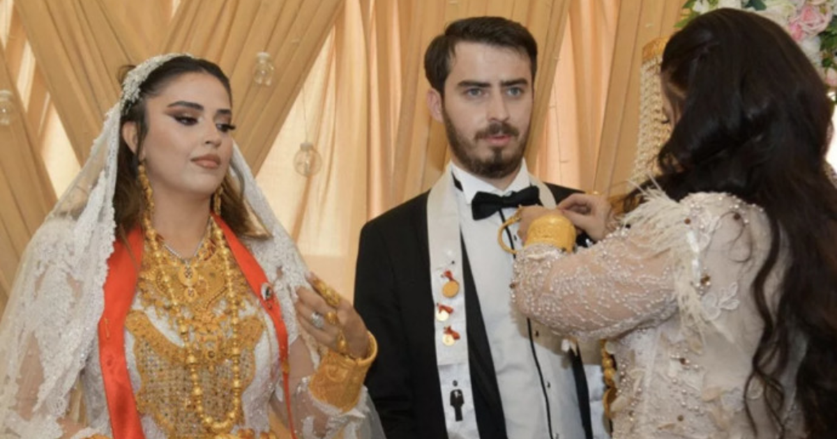 Arkadaşım ona çeyrek altın takmadığım için bana kırıldı haklı mı ...