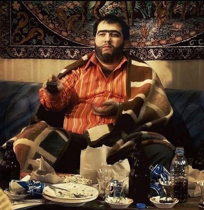 Yemek yerken genelde ne izlersiniz? - KizlarSoruyor