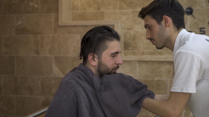 Erkekler hamamında tellak olmayı çok isterdim, erkeklere hizmet etmeyi ...