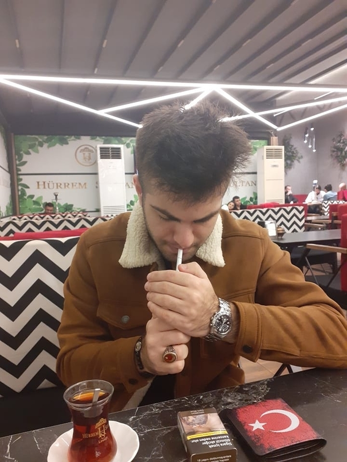 Sigara içmeyi seviyor musunuz? - KizlarSoruyor