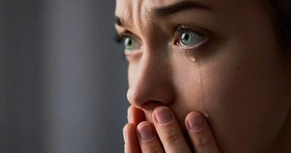 Gözyaşı kadının silahı mıdır? Ağlayan bir kadın görseniz ne yaparsınız ...