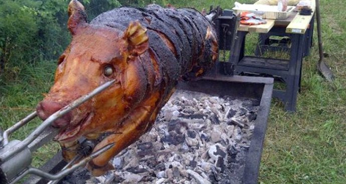 Domuz çevirme yememiş birisi hiç yaşamamıştır diyebilirmiyiz ...