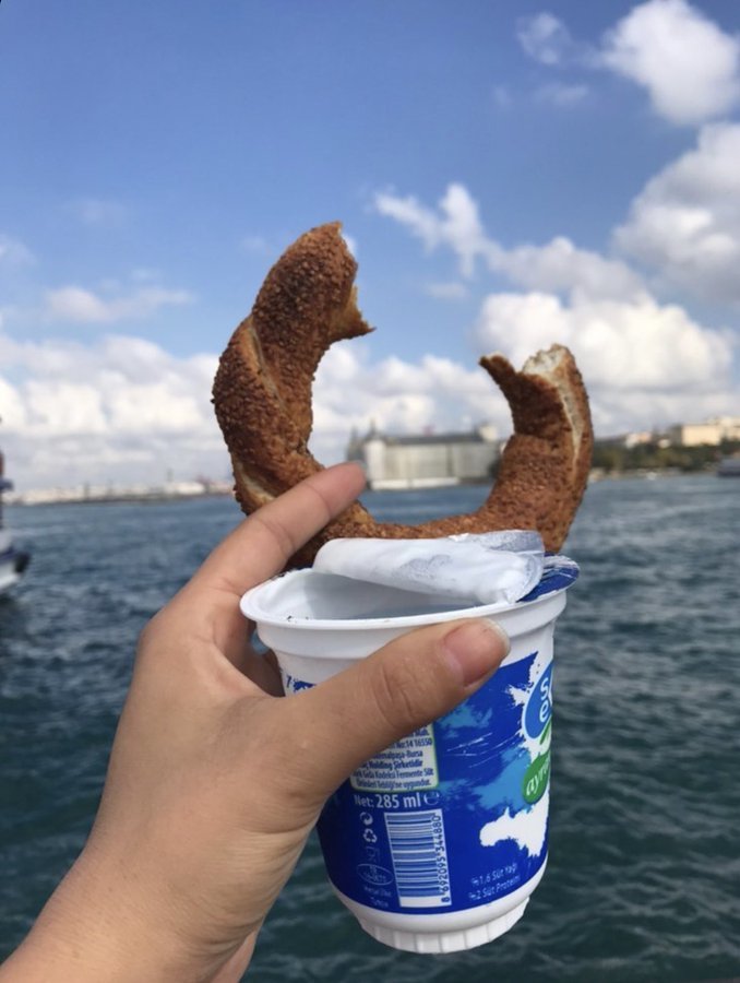 Tarafını seç, simit ayran mı yoksa simit çay mı? - KizlarSoruyor