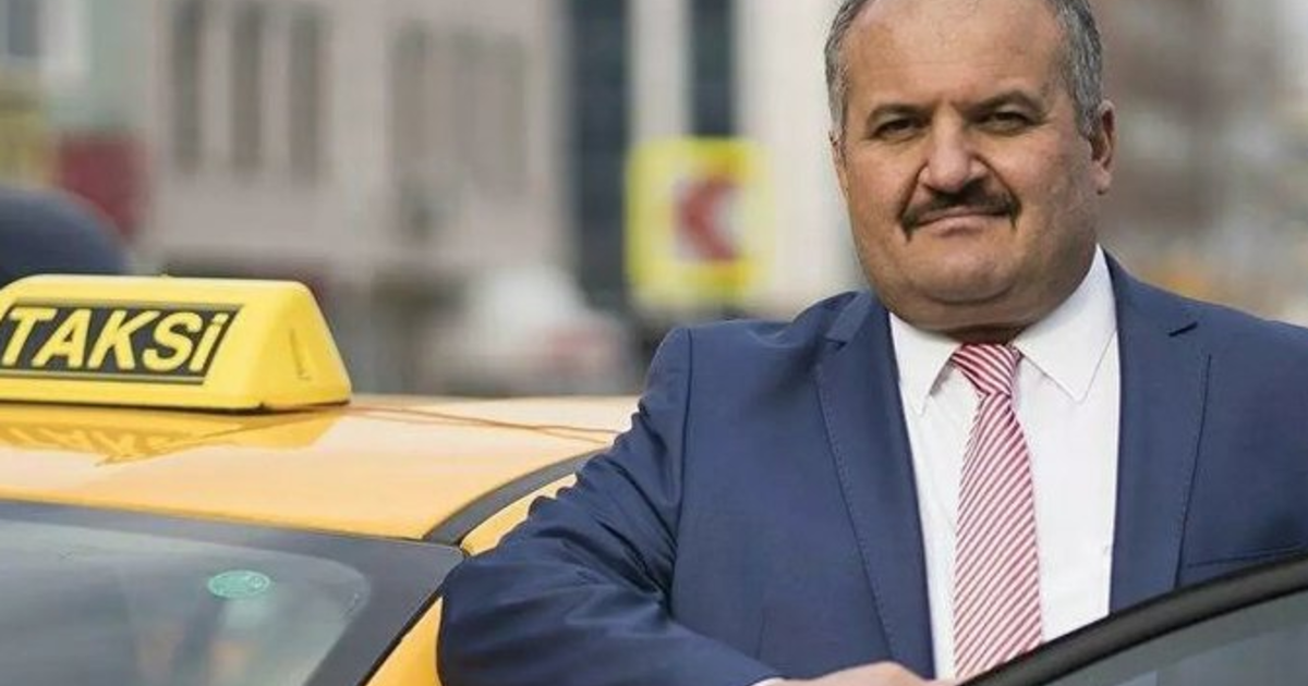 İstanbul Taksiciler Esnaf Odası Başkanı, "İstanbul'da taksi değil, trafik sorunu var" demiş ...