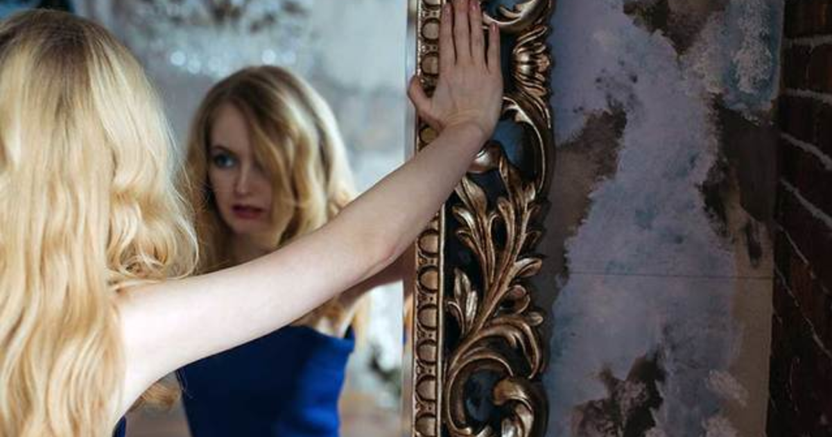 Aynaya bakınca mutlu oluyor musunuz? - KizlarSoruyor