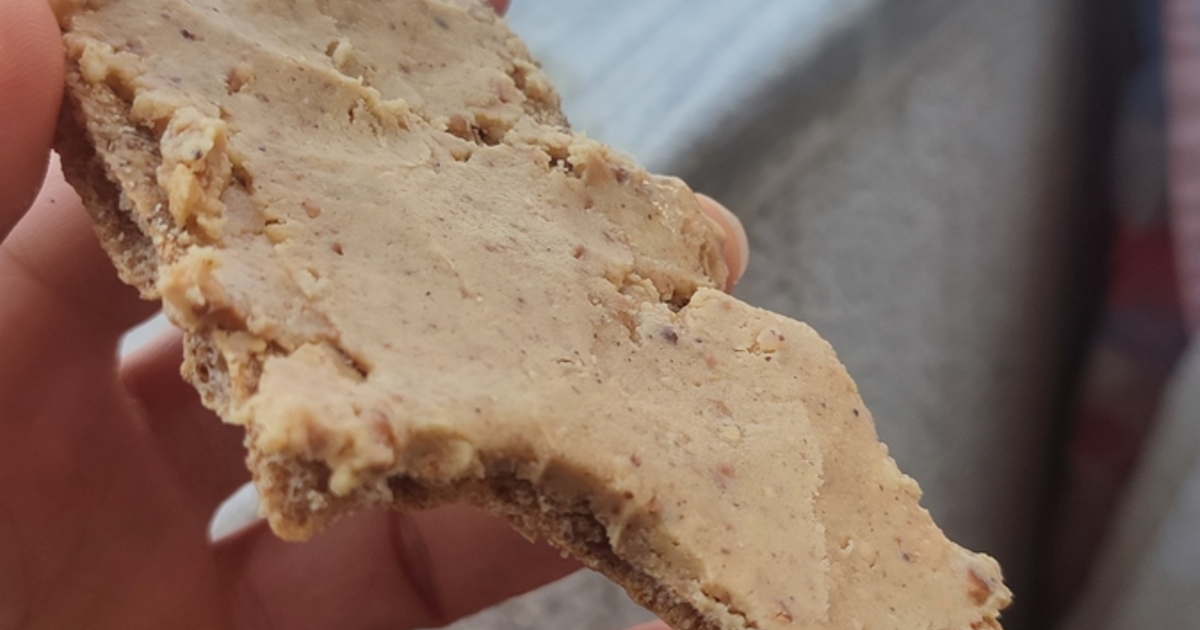 Sizce bu yediğim nedir? - KizlarSoruyor