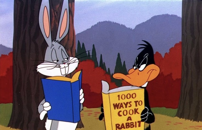 Sizce MacBook mu, Monster mı? - KizlarSoruyor