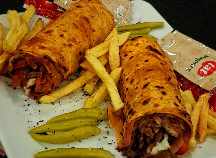 Hatay dürümü kaşarlı mı olur, kaşarsız mı? - KizlarSoruyor