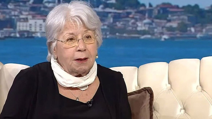 Zerrin Sümer, 22 yıllık sevgilisi ile 8 ay önce evlendiğini açıkladı ...