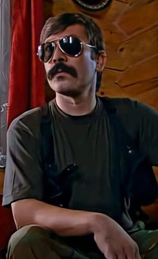 Kurtlar Vadisi en sevilen karakteri hangisidir? - KizlarSoruyor