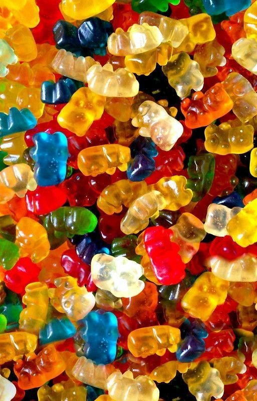 Şu an size bu jelibonlardan uzatsam hangisini alırsınız ? - KizlarSoruyor