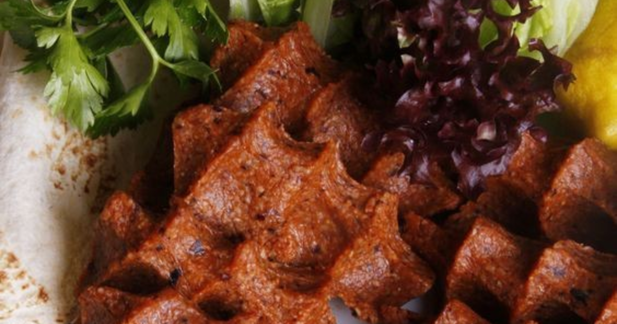 Geleneksel çiğ köfte tarifinde muzun yeri var mı? - KizlarSoruyor