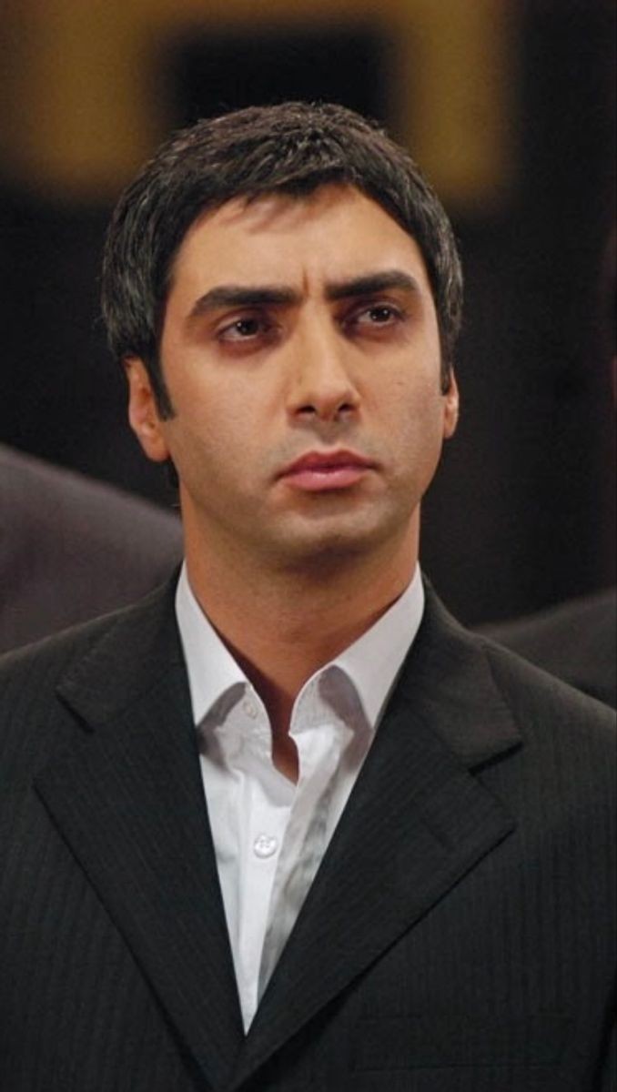 Kurtlar Vadisi dizisinde en sevdiğiniz karakter hangisidir? - KizlarSoruyor