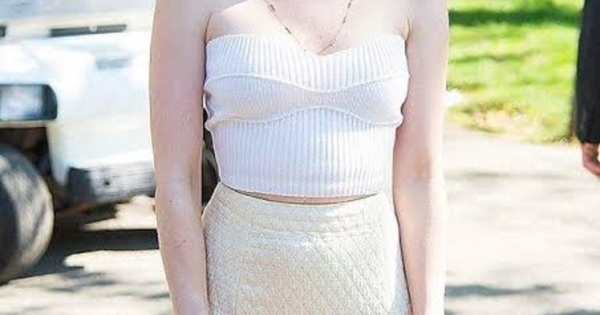 Orta güzellikte beyaz tenli kız mı, ondan daha güzel esmer tenli kız mı ...