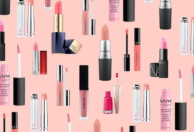 Kadınlarda ruj rengi tercihi konusunda hangi tonların daha çarpıcı ...
