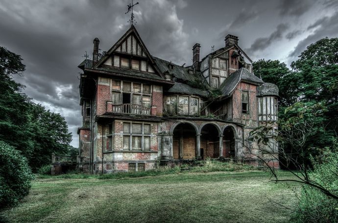 "Dabbe" filmi tadında bir ev size miras kalsa, gidip yaşar mıydınız ...