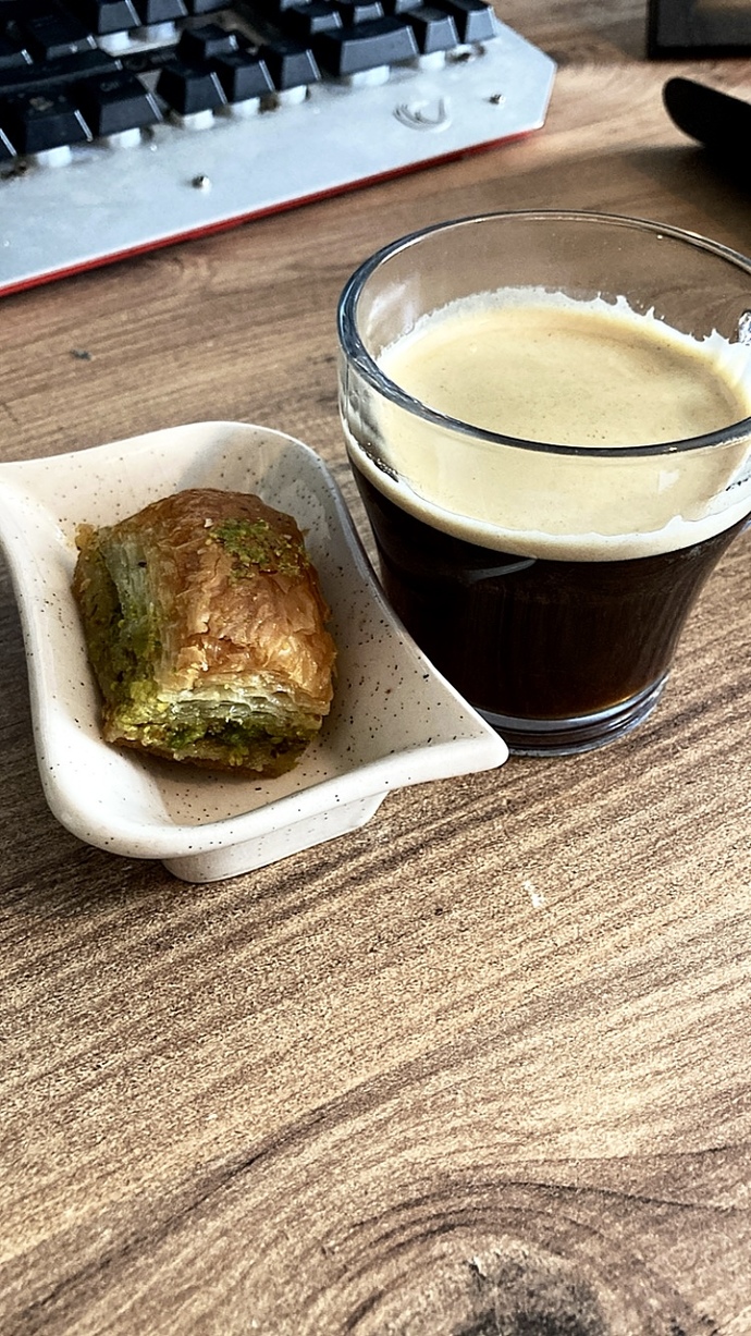 Kimler zift kahve ve tatlı ikilisini sever ☕️樂? - KizlarSoruyor