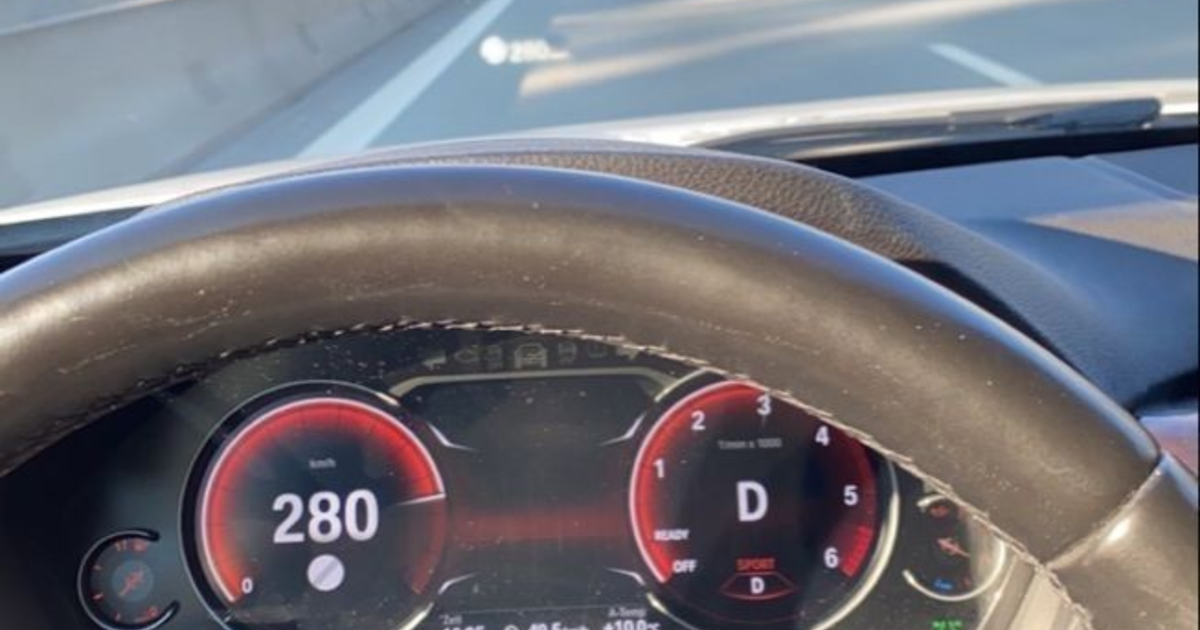 Araba ile en çok ne kadar hız yaptınız? - KizlarSoruyor