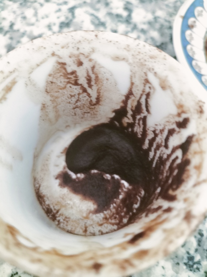 Falima bakacak birileri çıkar mı heyy? - KizlarSoruyor