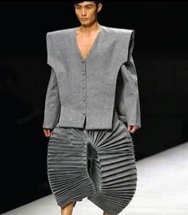 Surekli çıkan modalar hakkında sevip sevmediğiniz şeyler nelerdir ...