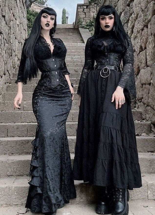 Sizce Gotik tarz çekici mi? - KizlarSoruyor