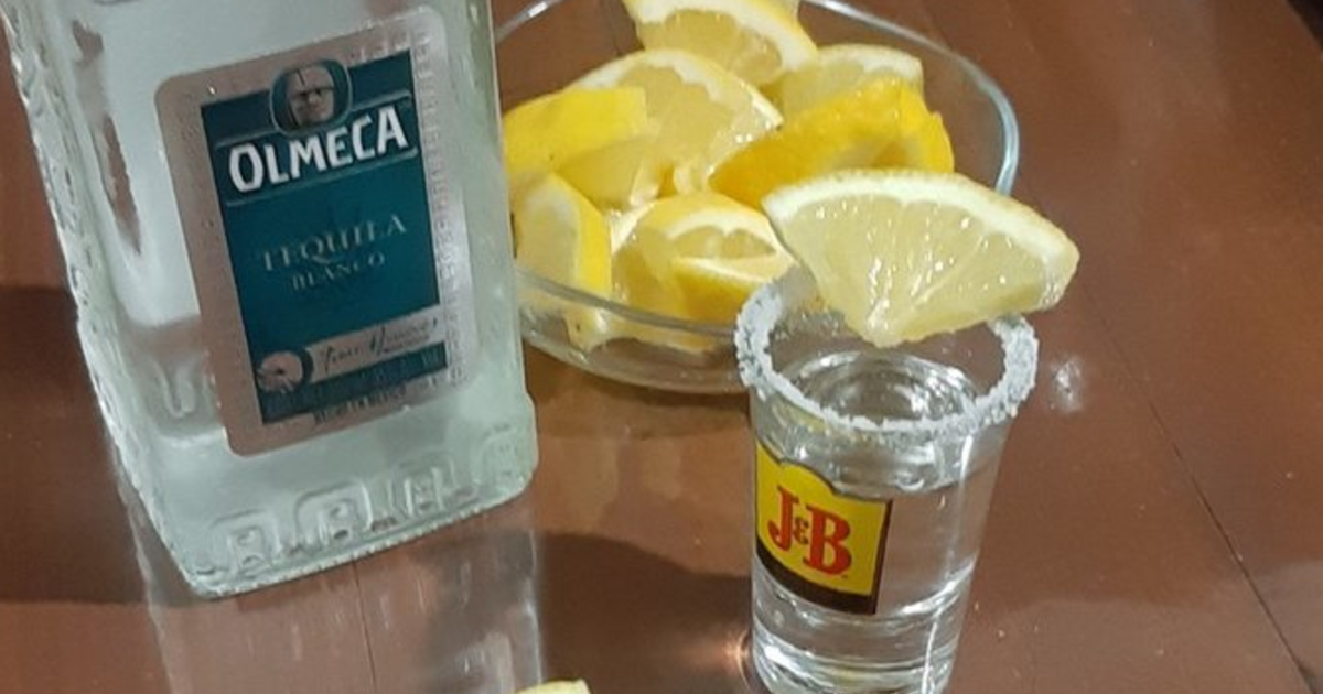 Bir oturuşta kaç shot Tekila içebilirsiniz? - KizlarSoruyor