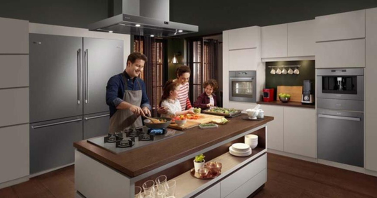 Düğün sonrası eve yerleşirken mutfak düzenine küçük ev aletleri için ...