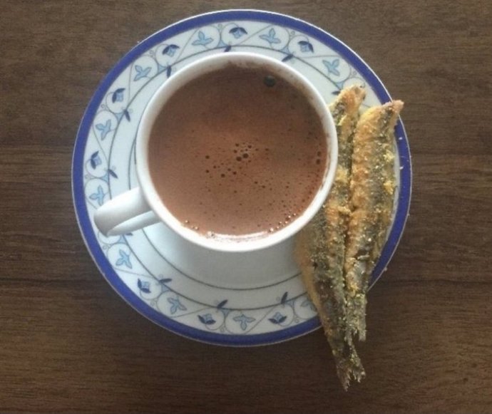 Kahvenin yanında hamsi gider mi? - KizlarSoruyor