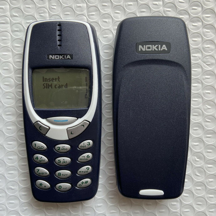 İPhone 16 Pro mu Nokia 3310 mu? - KizlarSoruyor