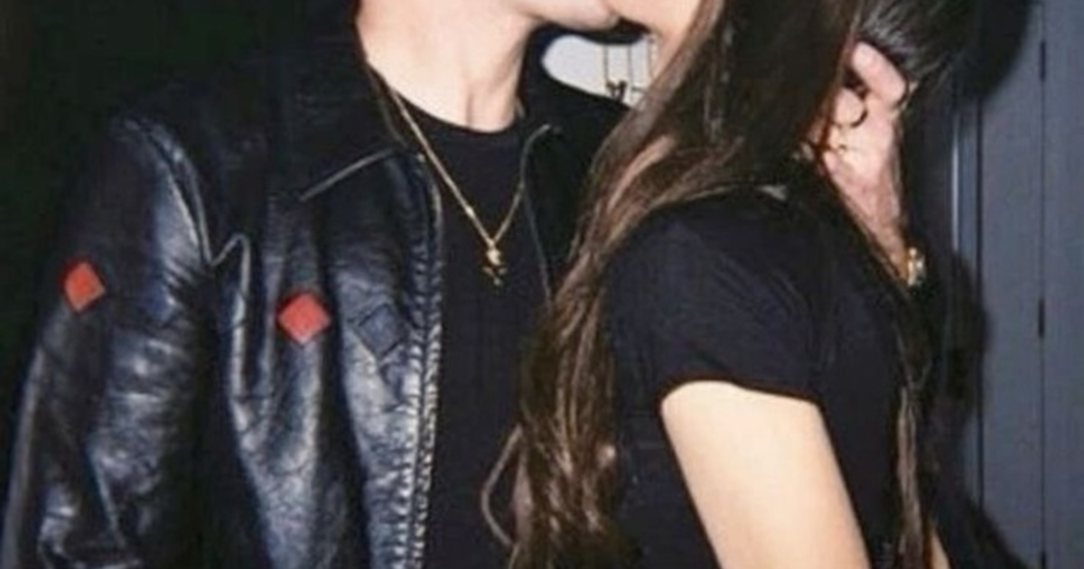 Cinsellikte ne olursa o kişiden soğursunuz? - KizlarSoruyor