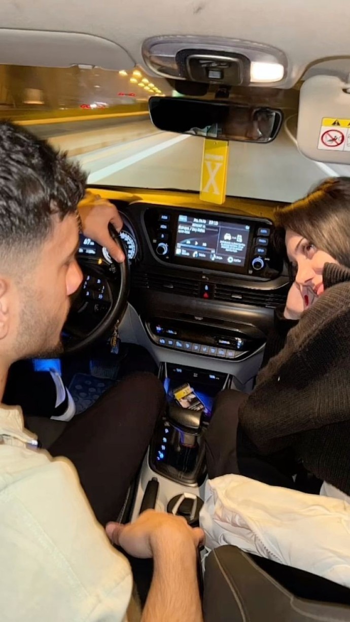 Kayboldum gözlerin'de dediğiniz biri oldu mu? - KizlarSoruyor