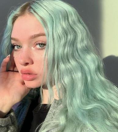 Mavi Saç, Saç Boyası Akınca Hangi Renk Olur? - KizlarSoruyor